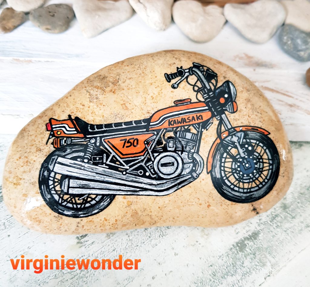 Galets moto personnalisés - Les Galets de VirginieWonder